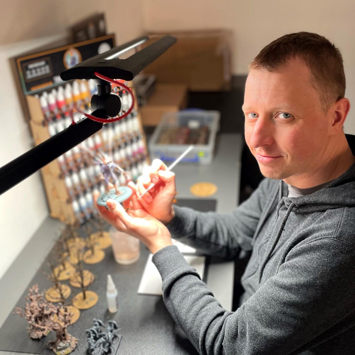 Best Lamp for Miniature Painting - Redgrasscreative