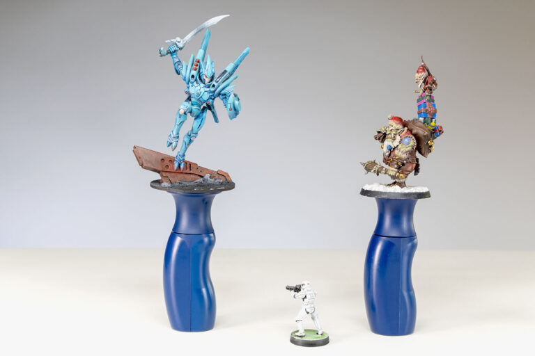 RGG 360° The best Painting Handle for Miniature Painting